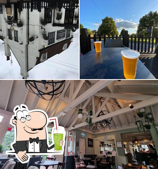 Crown & Crooked Billet in Woodford - Restaurant menu and reviews