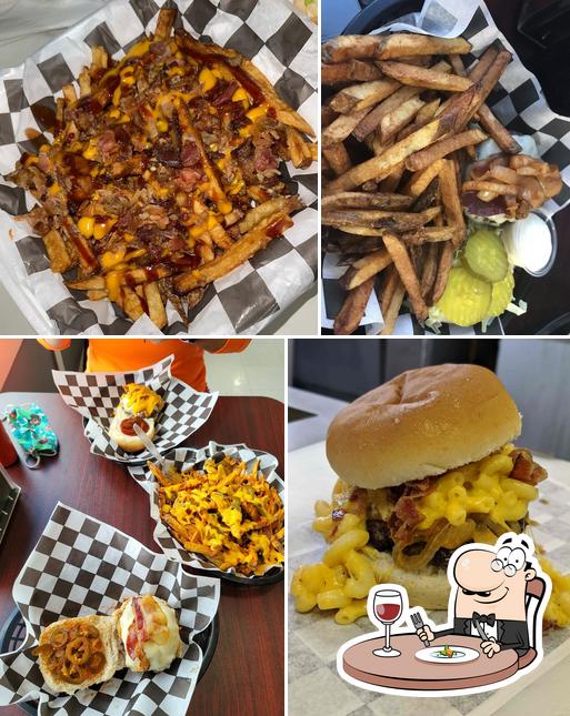 Big Ray's Burgers & Dogs, Camp Hill - Restaurant menu, prices and reviews