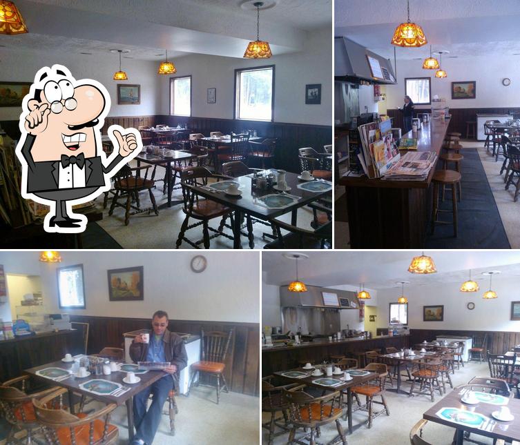 Inverhuron Cottage grocer & Restaurant in Tiverton - Restaurant reviews