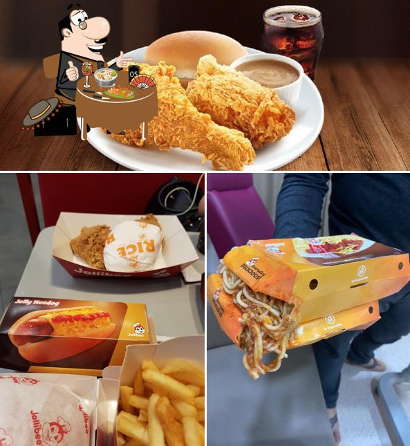 Jollibee Al Ain Mall restaurant, Al Ain - Restaurant menu and reviews