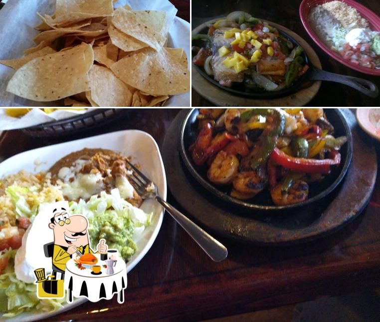 El Toro Loco, 2809 Kirby Rd #109 in Memphis - Restaurant menu and reviews