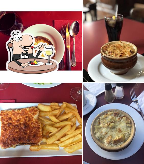 Le Consulat, Paris, Abbesses - Restaurant menu, prices and reviews