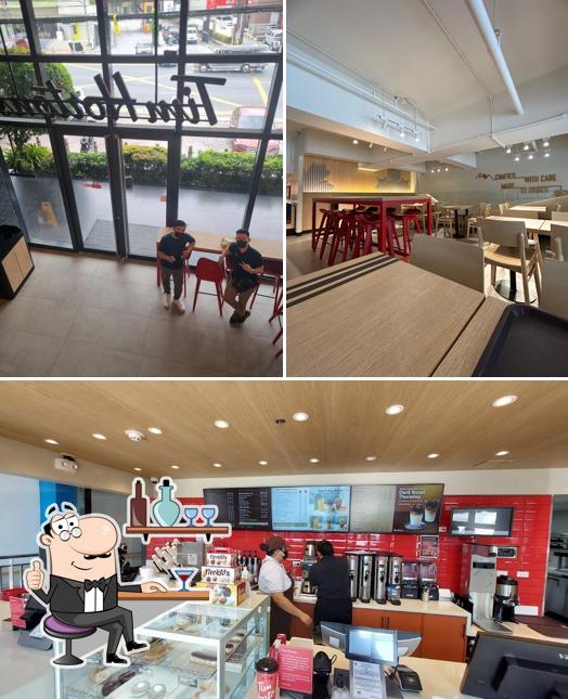 Tim Hortons - MPire West Center, Quezon City - Restaurant reviews