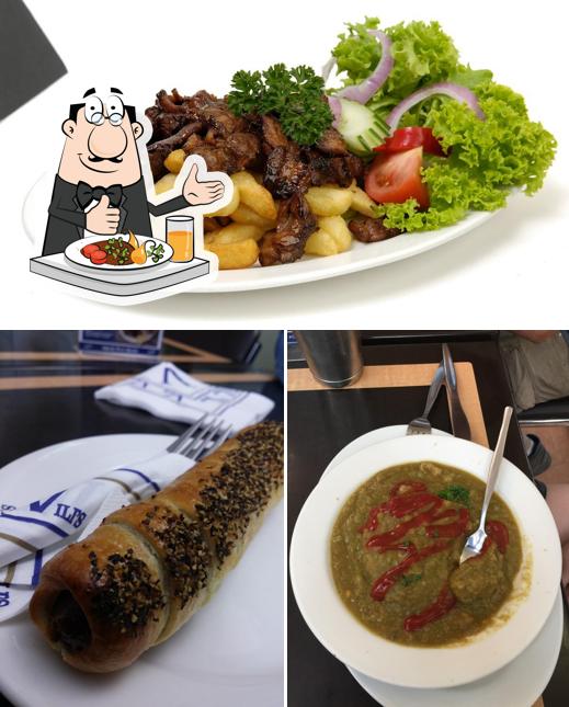 Café De Vili's, Mile End South - Restaurant menu, prices and reviews