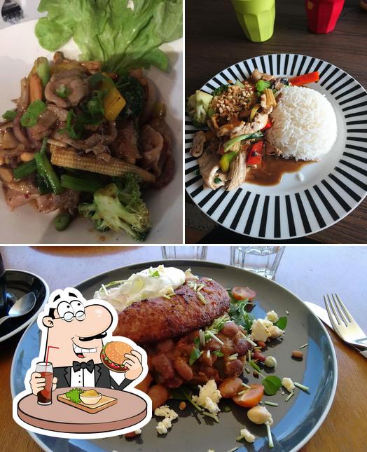 Thaiger cafe&restaurant, Labrador - Restaurant menu, prices and reviews