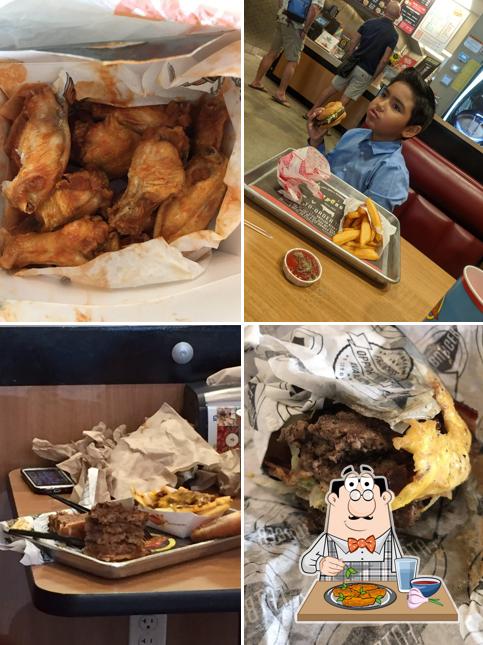 Fatburger & Buffalo's Express in Palm Desert - Restaurant menu and reviews