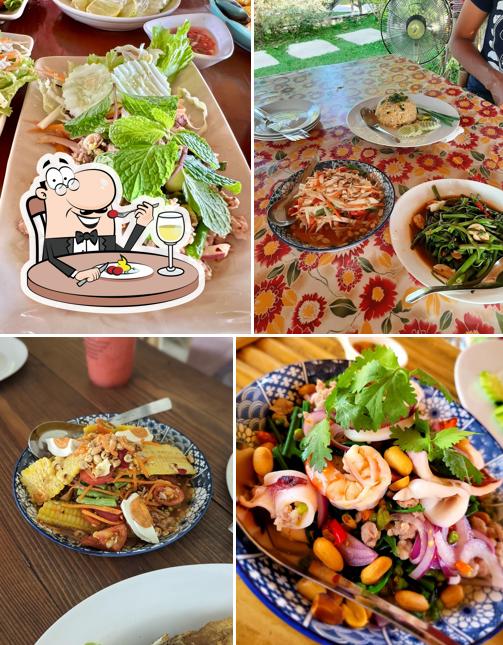 Manee Meena Cafe & Eatery (มานี มีนา คาเฟ่ แอนด์ อิทเทอรี่), Pattaya ...
