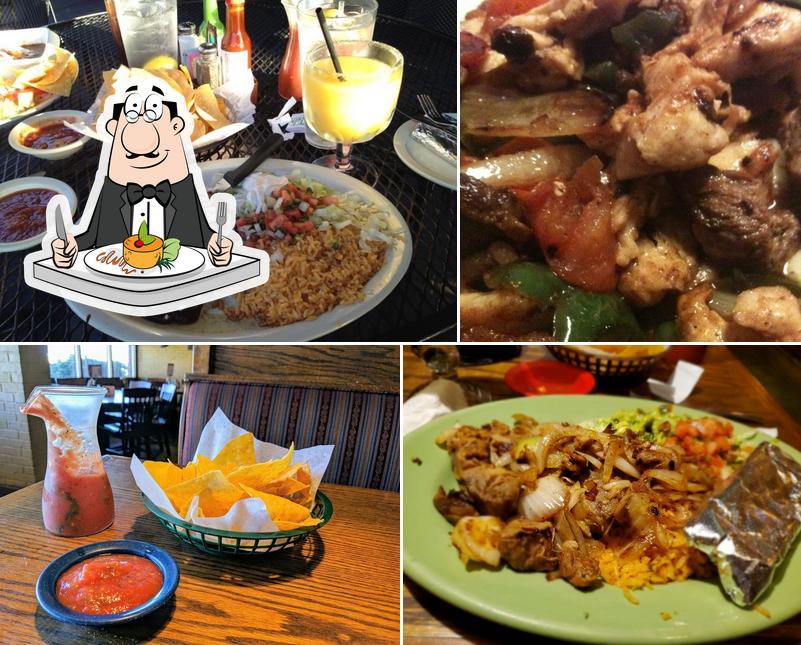 Agaves Mexican Grill, 212 E Washington Center Rd #4405 in Fort Wayne ...