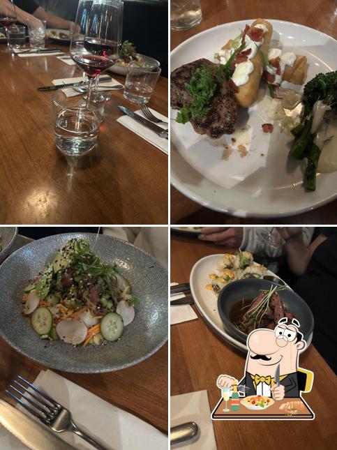 JOEY Eaton Centre in Toronto - Restaurant menu and reviews