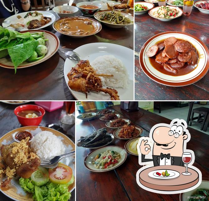 TERAS AIR KUNTUM restaurant, Bogor, Jl. Raya Tajur No.291 - Restaurant ...