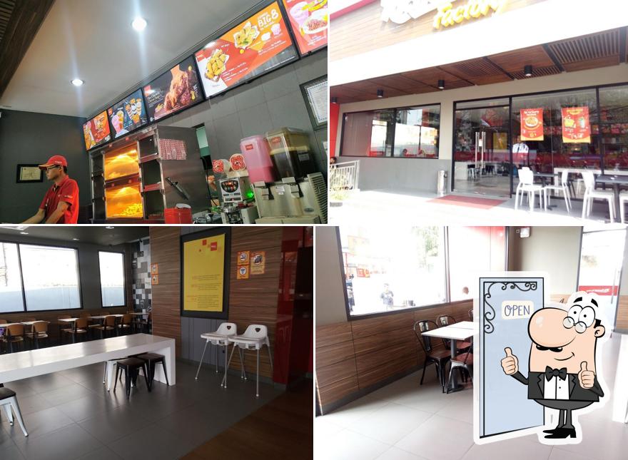 Richeese Factory Garut restaurant, Garut - Restaurant reviews