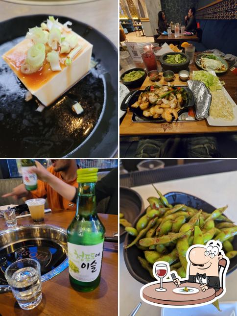 MOSU, 111 Wolf Rd Suite 1 in Albany - Restaurant menu and reviews