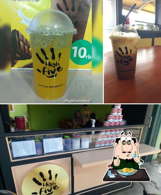 High Five Drinks cafe, Tanjung Pandan - Restaurant reviews