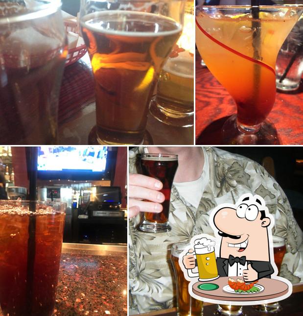 Red Robin Gourmet Burgers and Brews in Arlington - Restaurant menu and ...