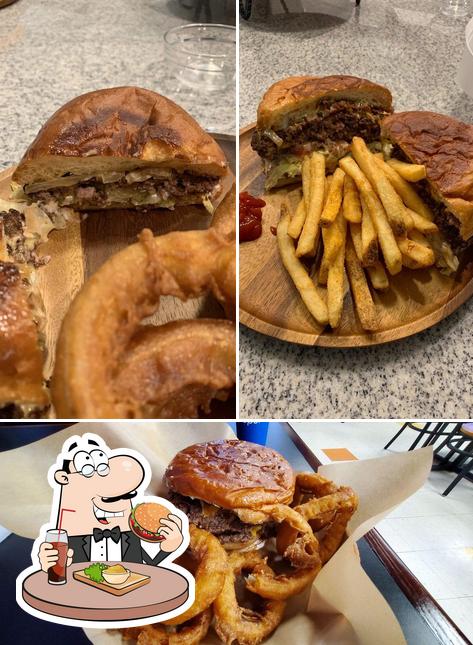 JLB Eatery, 2420 Gessner Rd A in Houston - Restaurant menu and reviews
