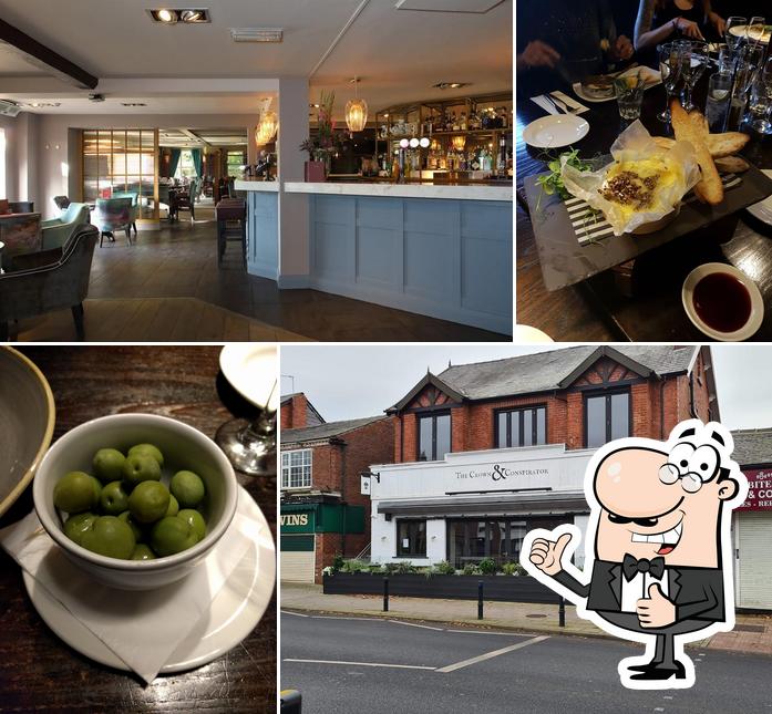 Crown Wolverhampton, 83 Wergs Rd in Wolverhampton - Restaurant menu and ...