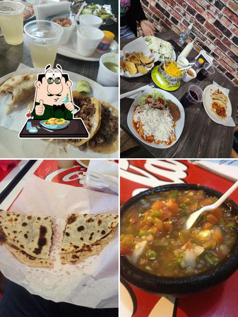 Tacos Duck's restaurant, Reynosa, Calle Circuito Independencia ...