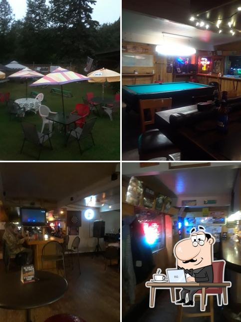 Tug Bar & Liquor-Goose Bay Inn, Mile 18.5 Knik Goose Bay Rd in Big Lake ...