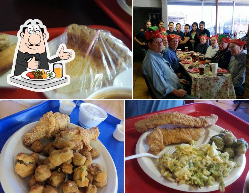 Pop's Fried Chicken, Terrell - Restaurant menu, prices and reviews