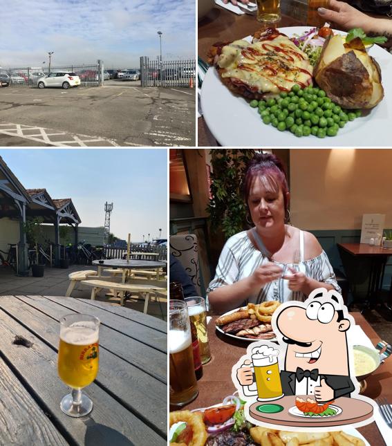 The Highwayman Inn, Rhoose - Restaurant menu, prices and reviews