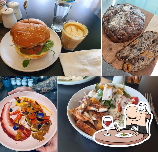 Civic Square Cafe in Shellharbour City Centre - Restaurant reviews