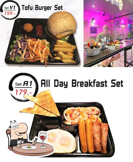 THE BOX CAFE & BAR, Kathu - Carta del restaurante y opiniones