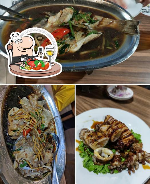 Telaga Seafood Restaurant Lavon, Suka Harja - Restaurant menu, prices ...