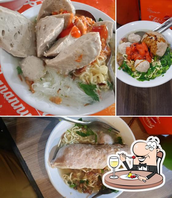 Bakso Raksasa Margahayu restaurant, Bekasi Regency, Jl. HM. Joyo ...