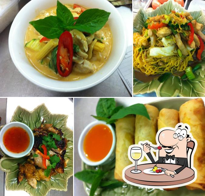 One Thai Cuisine & Noodle Bar, 85 Burnda St in Kirwan - Restaurant reviews