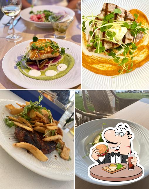 Pier 52, Fall River - Restaurant menu, prices and reviews
