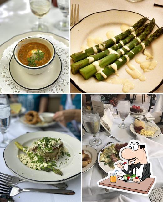 The Court of Two Sisters, New Orleans - Restaurant menu, prices and reviews