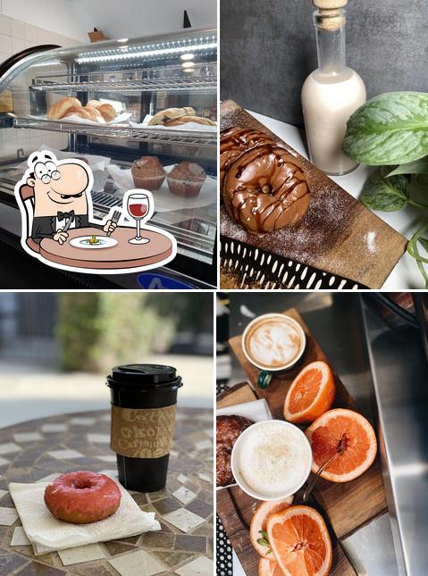 Dam Good Coffee in Los Angeles - Restaurant menu and reviews
