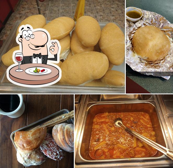 Reveles Mexican Bakery, 2610 Sylvan Ave in Dallas - Restaurant reviews