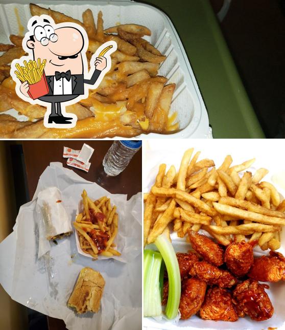 Sharks Fish & Chicken in District Heights - Restaurant menu and reviews