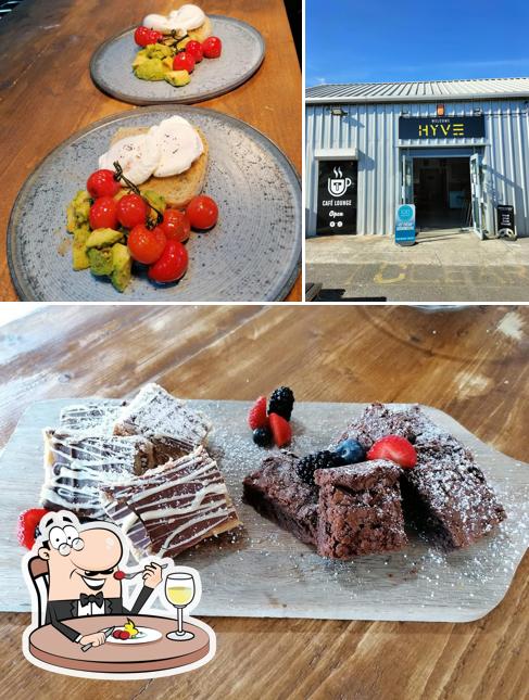 T1 Cafe & Lounge, Llanelli - Restaurant menu, prices and reviews