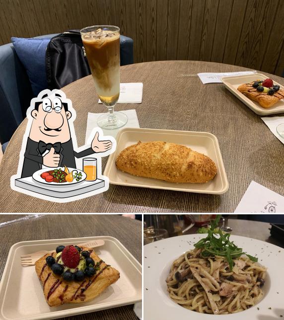 Crostini cafe, Hong Kong, Matheson St - Restaurant reviews