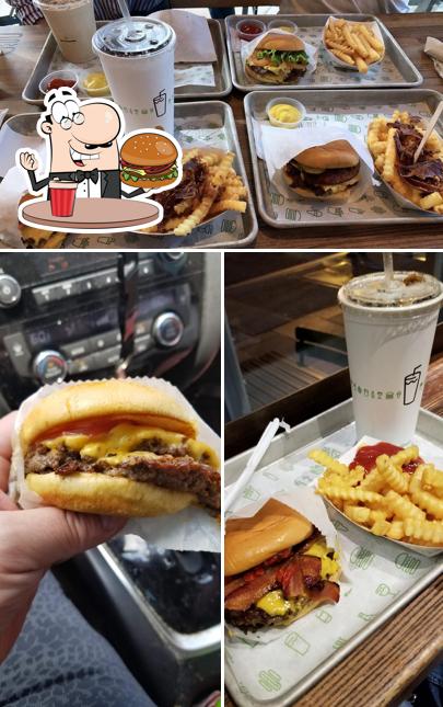 Shake Shack, 6205 Kirby Dr in Houston - Restaurant menu and reviews