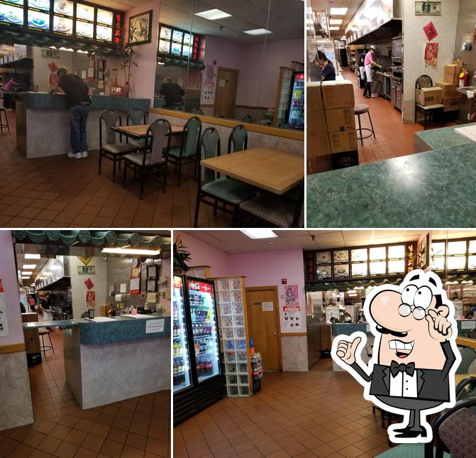 Uncle Ray Kitchen in Middle Island - Restaurant menu and reviews