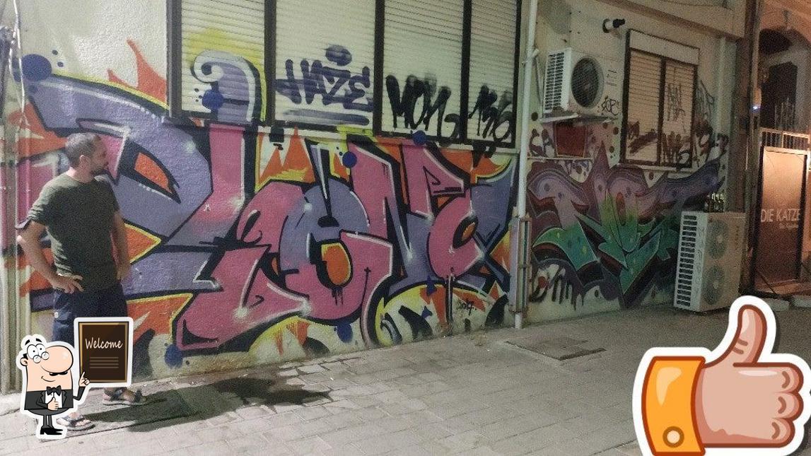 Mantis Cafe Bar, Izmir - Restaurant reviews