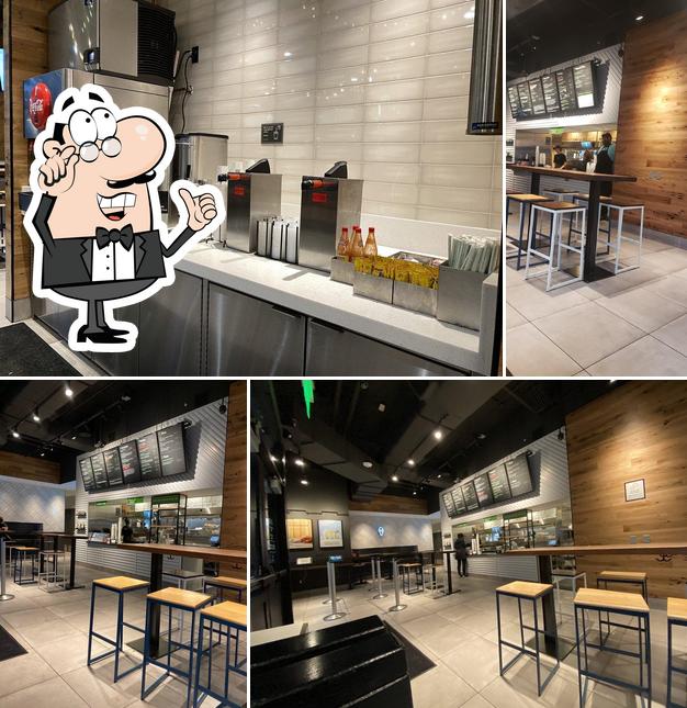 Shake Shack Downtown Houston, 702 Main St in Houston - Restaurant menu ...