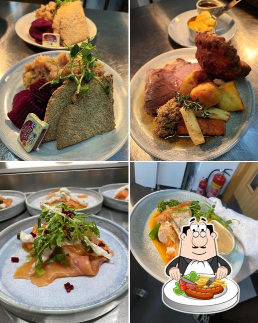 Find the best place to eat in Portsoy, spring 2024 - Restaurant Guru