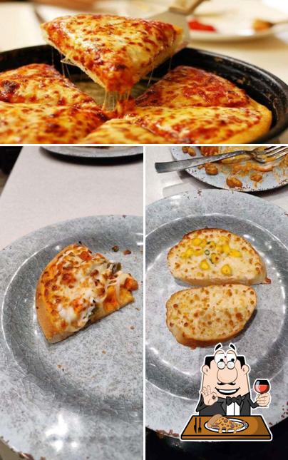 Captain Sam's Pizza, Zirakpur - Restaurant menu and reviews