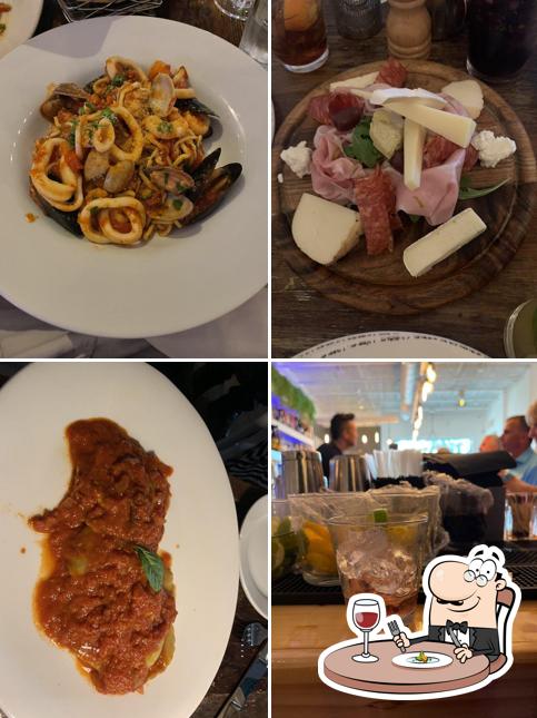 Molto Trattoria, Naples - Restaurant menu, prices and reviews