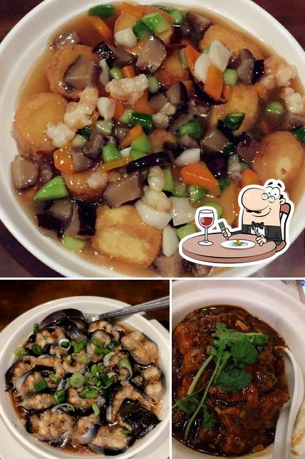 Treasure of China, 2 West St in Bromley - Restaurant menu and reviews