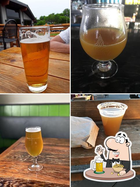 Back Channel Brewing in Spring Park - Restaurant menu and reviews
