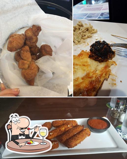 Ruckus Pizza, Pasta, and Spirits in Apex - Restaurant menu and reviews