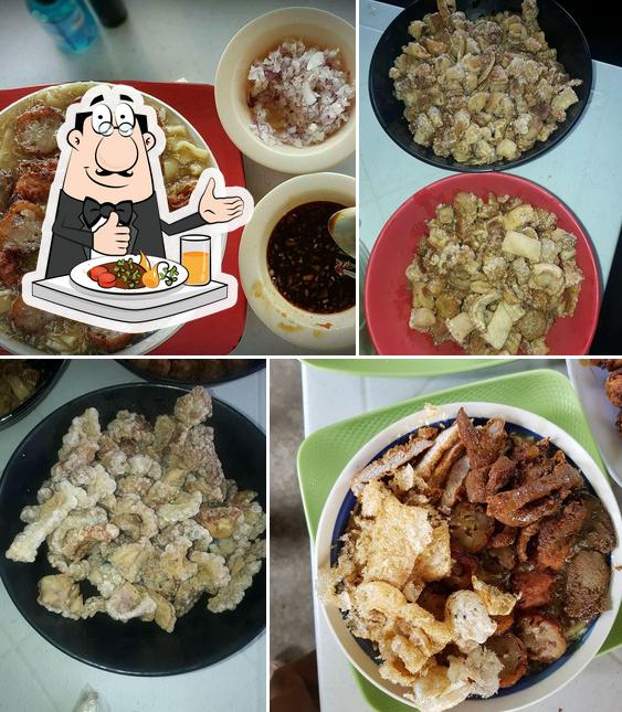Aguila's Lomi House restaurant, Cuenca - Restaurant reviews