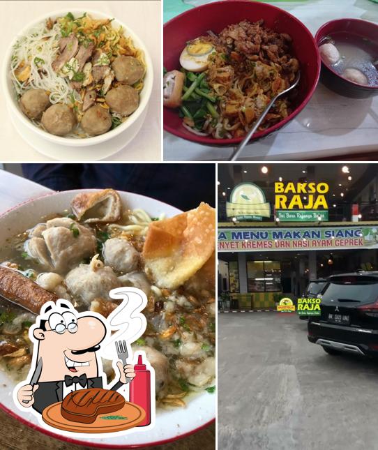 BAKSO RAJA & ES CAMPUR NITA, Medan - Restaurant menu, prices and reviews