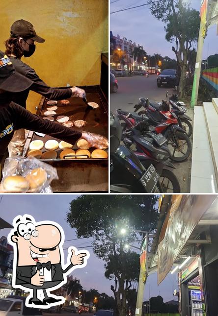 Ini Burger Harapan Indah restaurant, Bekasi Regency - Restaurant reviews