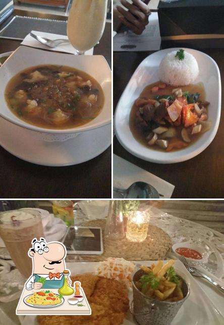 Rumah Putih restaurant, Jakarta, Jl. Cemp. Putih Tengah I No.38 ...